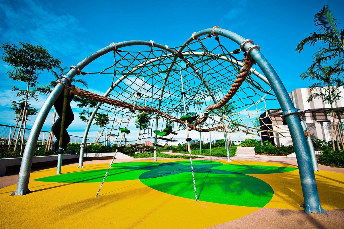 KOMPAN Commercial Play Systems - SEARA Sports Systems